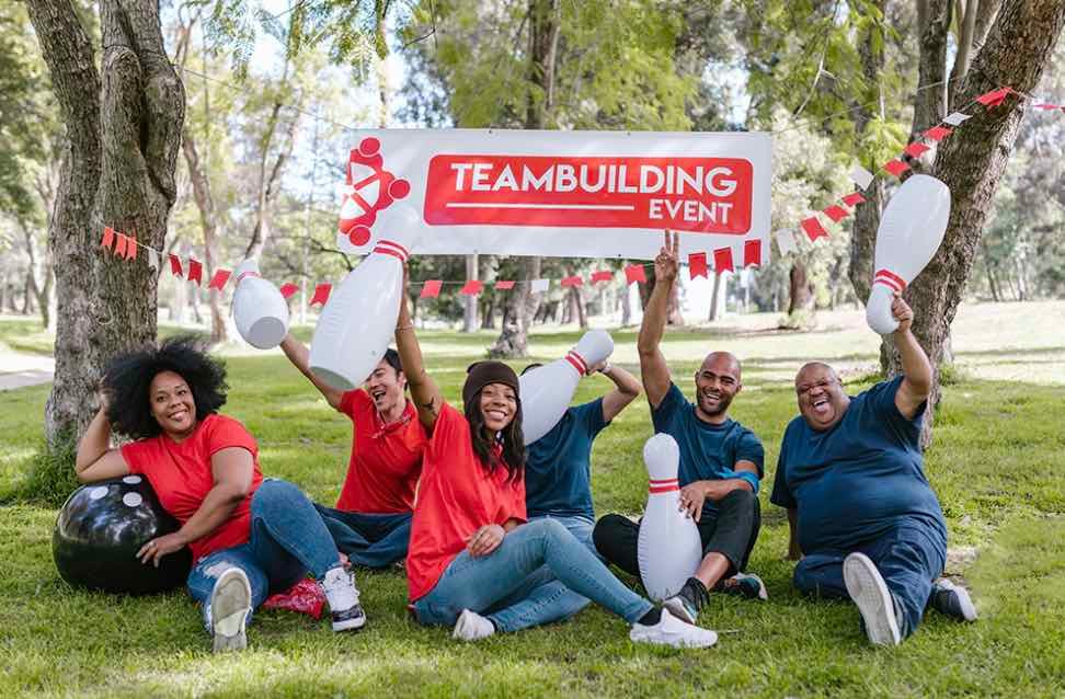 20 Unique Team Building Activities